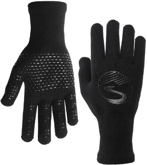 The 8 Best Thin Gloves for Extreme Cold in 2023